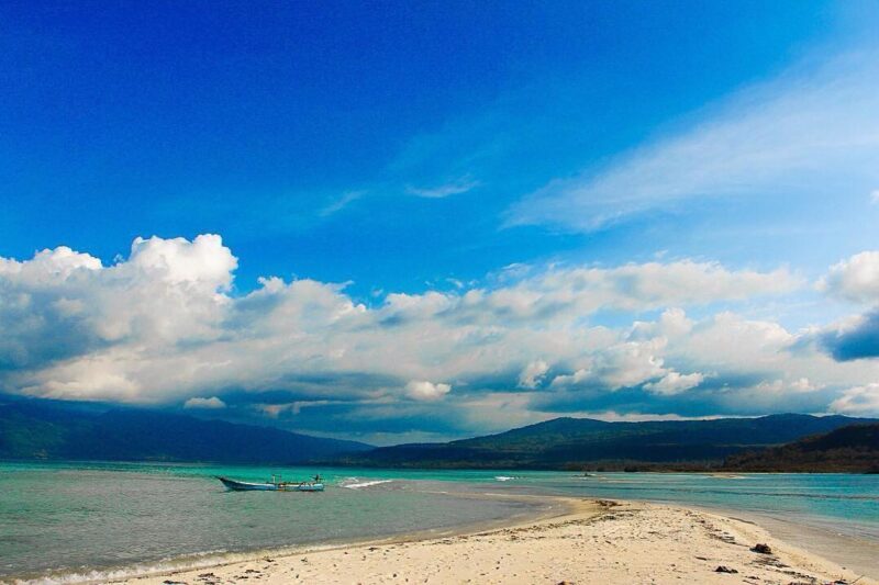 Eksplorasi Wisata Pulau Sika di Alor, Nusa Tenggara Timur - Wisata ...