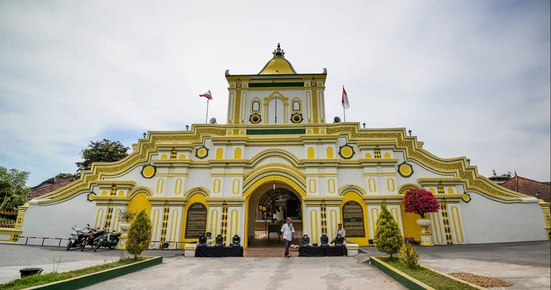 Bangunan bersejarah kebanggaan kota Sumenep. Dibangun pada 1781 dengan ...